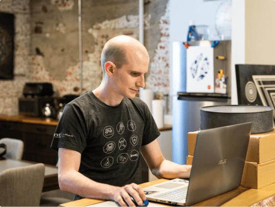 About Me | Vincent Stout